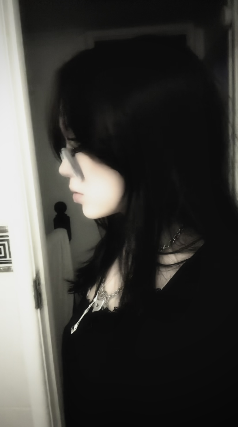 @𝒷𝓇𝑜𝑜𝓀𝑒 ♡🎀🦇 | guns.lol